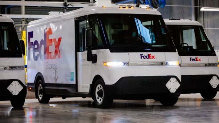 FedEx nhận đơn hàng xe tải điện đầu tiên từ General Motors, bước tiến ...