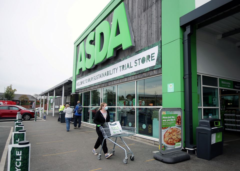 Asda, Morrisons giảm giá các mặt hàng chính trong bối cảnh chi tiêu của ...